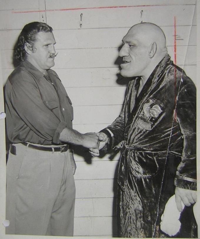 Conheça o homem da vida real que deu origem ao personagem Shrek ...