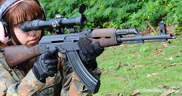 Você sabia que a AK-47 é a arma mais usada do mundo? Descubra quem foi ...