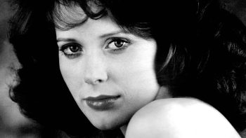 Você se lembra dessa mulher? A eterna Emmanuelle do Cine Band Privé ...