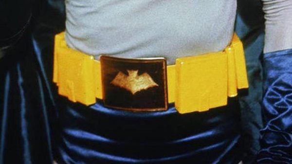 O que o Batman carrega em seu cinto de utilidades? – Fatos Desconhecidos