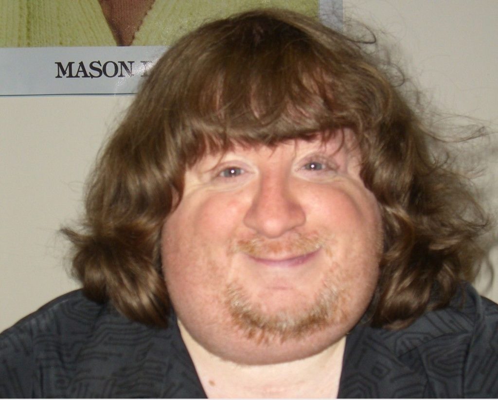 8 sinais de que você é feio e não reparou – Fatos Desconhecidos