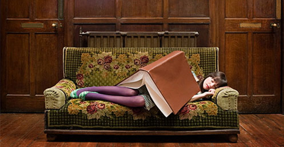 12 coisas que só quem é viciado em ler vai entender – Fatos Desconhecidos