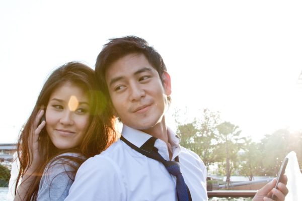 8 erros que todo mundo comete quando namora pela primeira vez – Fatos ... 8 erros que todo mundo comete quando namora pela primeira vez – Fatos ...