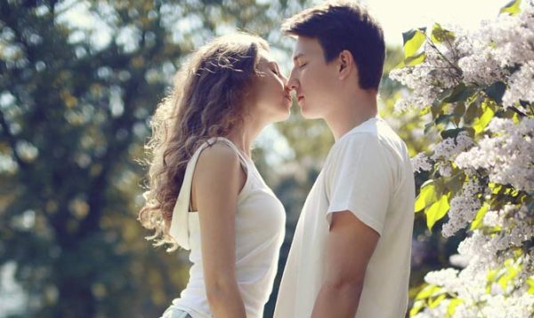 8 erros que todo mundo comete quando namora pela primeira vez – Fatos ... 8 erros que todo mundo comete quando namora pela primeira vez – Fatos ...