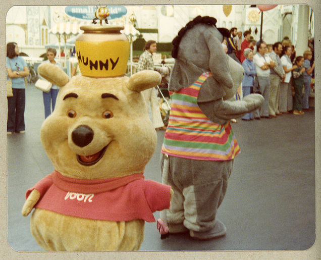 15 imagens antigas que mostram como era a Disney no passado – Fatos ...