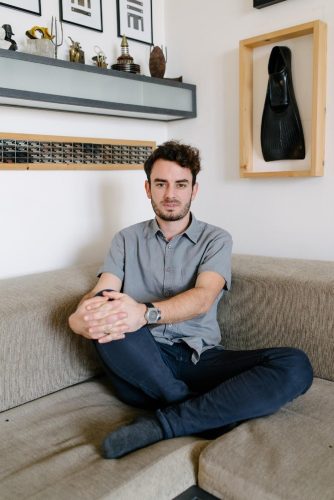 33 fotos que mostram como é a casa de homens solteiros ao redor do ...