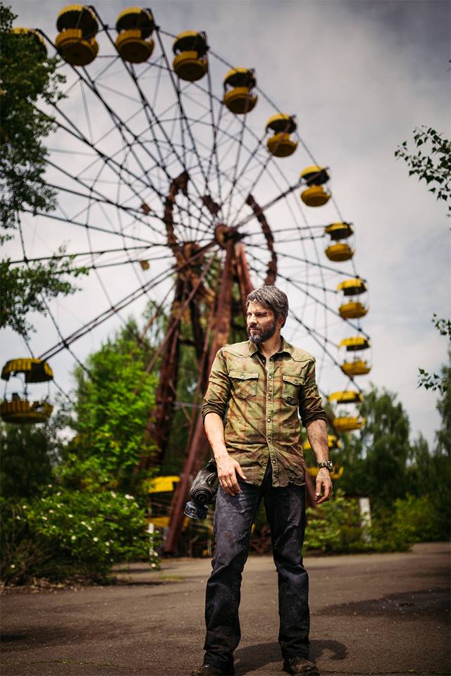 The Last of Us - Cosplayer faz ensaio fotográfico em Chernobyl e prova ...