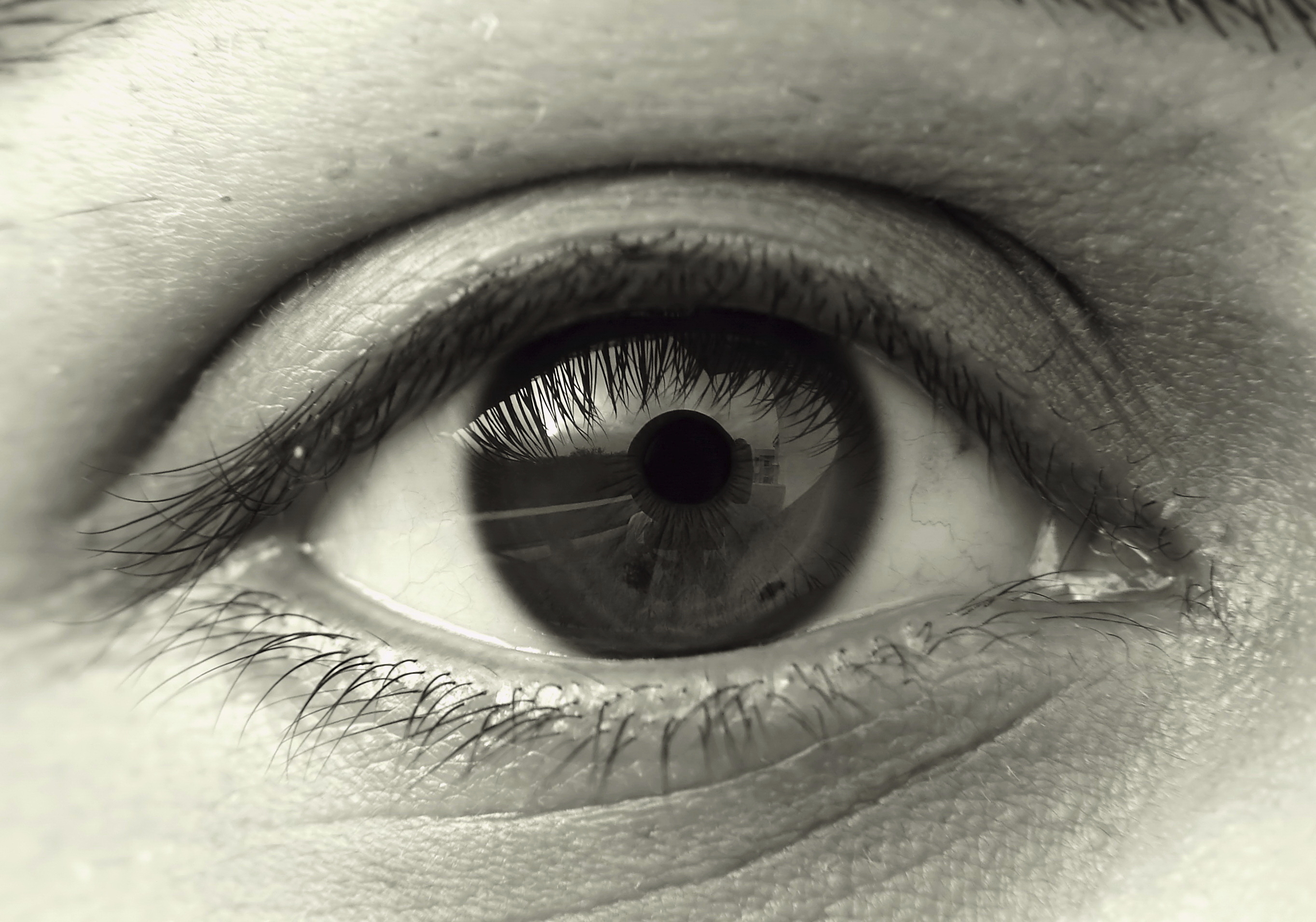 Essa uma é mulher cega mas tem a capacidade de enxergar o mundo, entenda