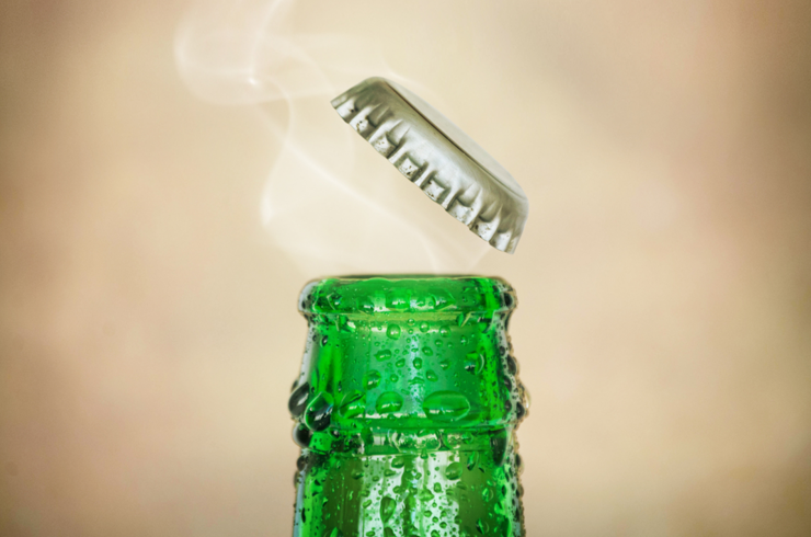 Como Abrir Uma Garrafa De Cerveja Sem Abridor