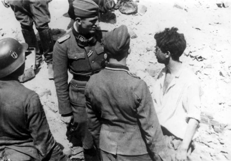 20 imagens que mostram a vida dos guetos judeus durante o nazismo ...