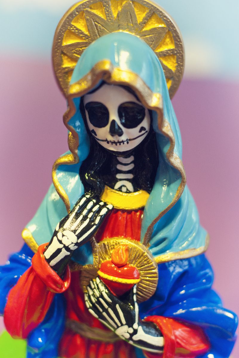 7 fatos que você nunca soube sobre Nossa Senhora da Morte, a santa da ...