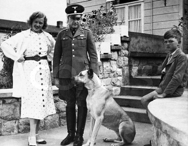 Ilse Koch, nazista conhecida como colecionadora de peles tatuadas ... Ilse Koch, nazista conhecida como colecionadora de peles tatuadas ...