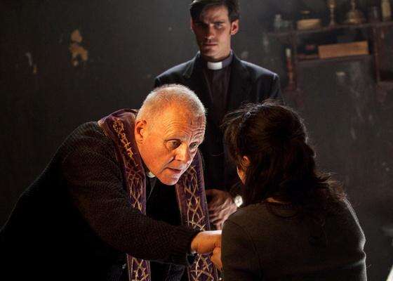 Exorcismo: saiba como funciona o ritual – Fatos Desconhecidos