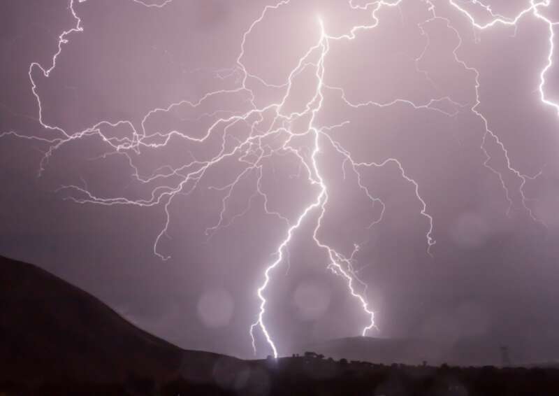 Relâmpago de 768 km de comprimento é o mais longo do mundo – Fatos ...