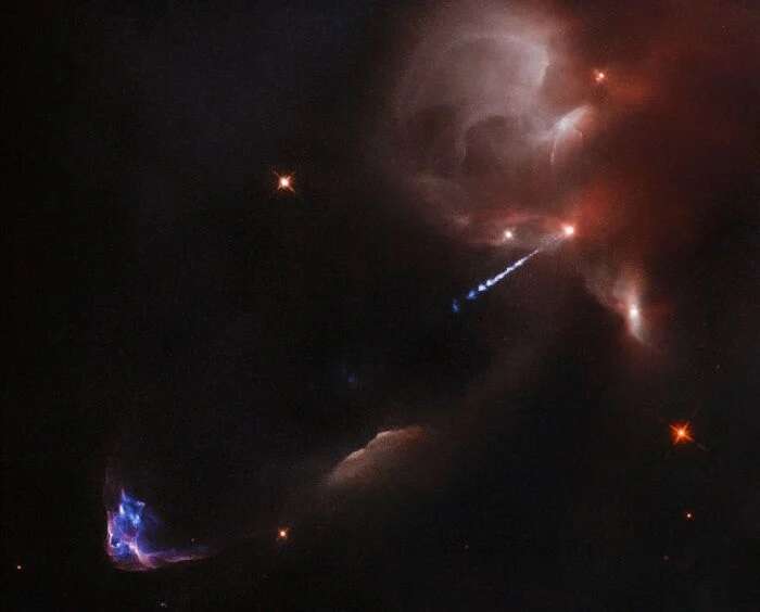 Hubble tirou foto impressionante de uma explosão de uma estrela bebê