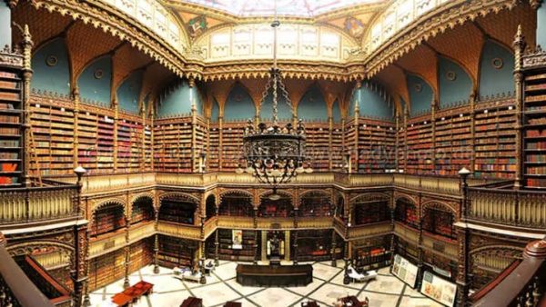 Essa biblioteca do Rio está entre as mais bonitas do mundo