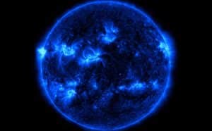O Sol ficou “azul” há quase 200 anos e agora sabemos o real motivo